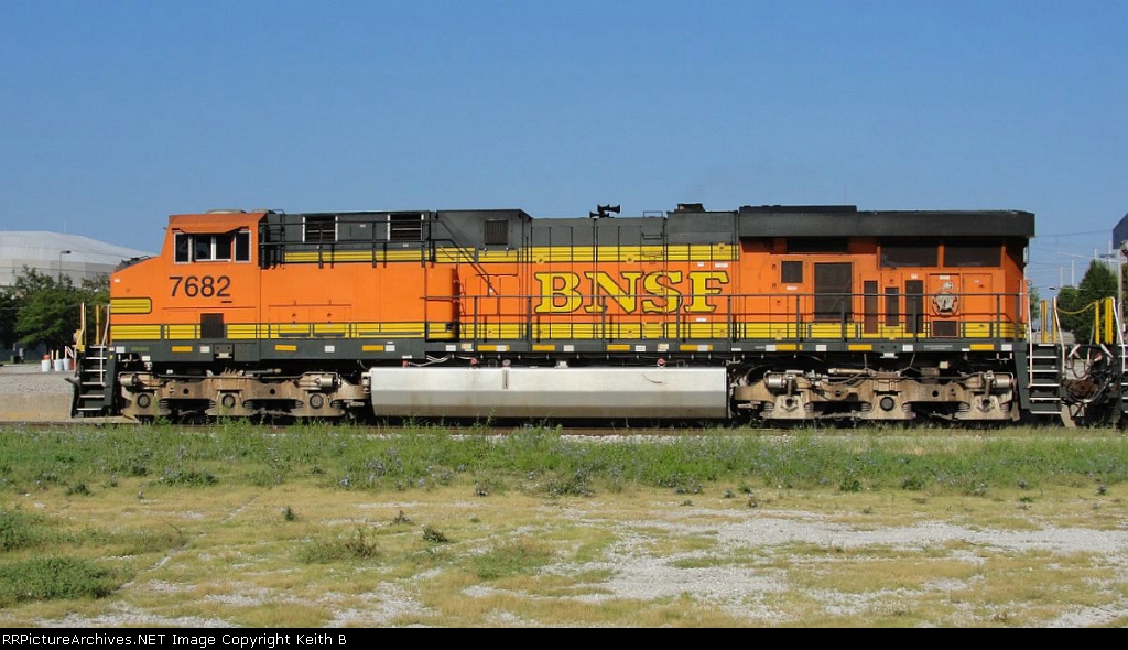 BNSF 7682